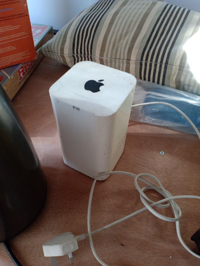 Apple router, Computers & Tech, Parts & Accessories, Networking on ...