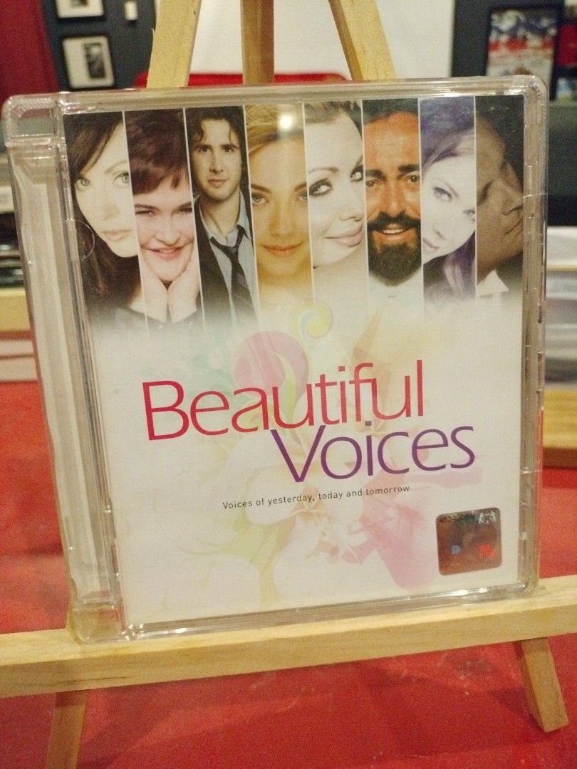 Beautiful Voices 2 CD set (Josh Groban, Sarah Brightman, Pavarotti ...