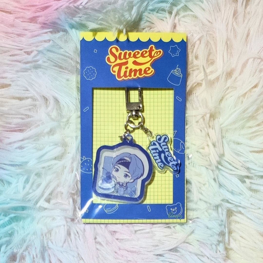 BTS TinyTAN - Sweet Time Keyring - V on Carousell