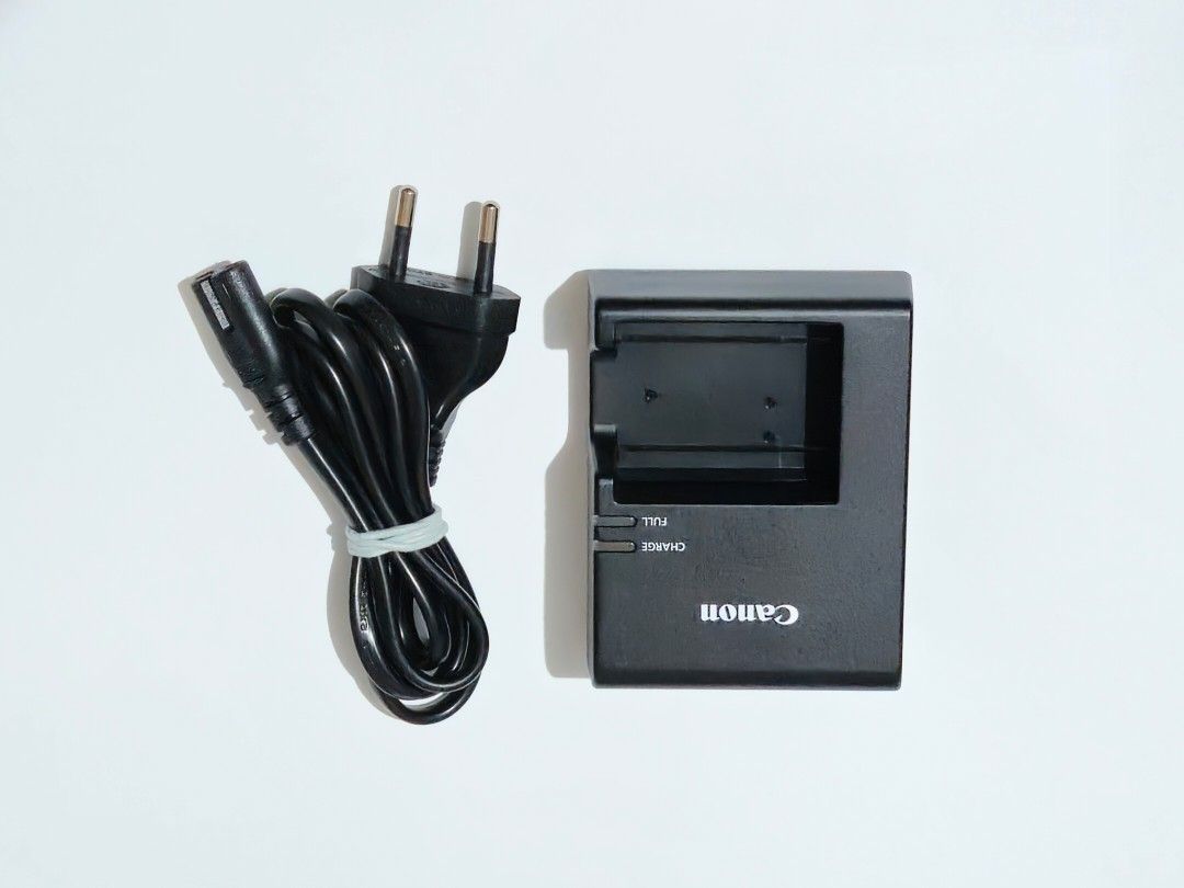 Canon 3000D Complete Kit Lens w/ Warranty, Box, and Accessories ...