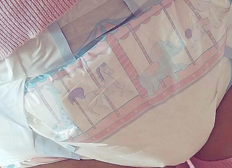 Carousel Ver2 adult diaper abdl, Health & Nutrition, Assistive ...