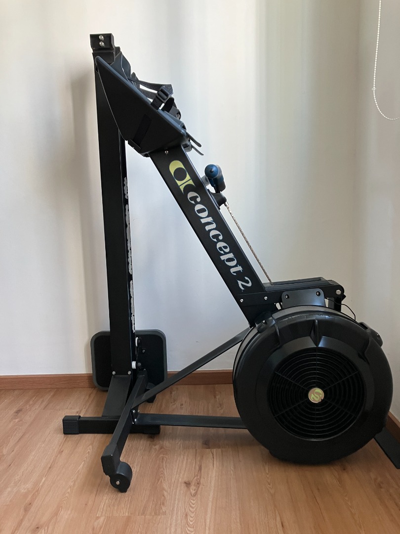 Concept2 Indoor Rowing Machine (well-maintained by ex-national rower ...