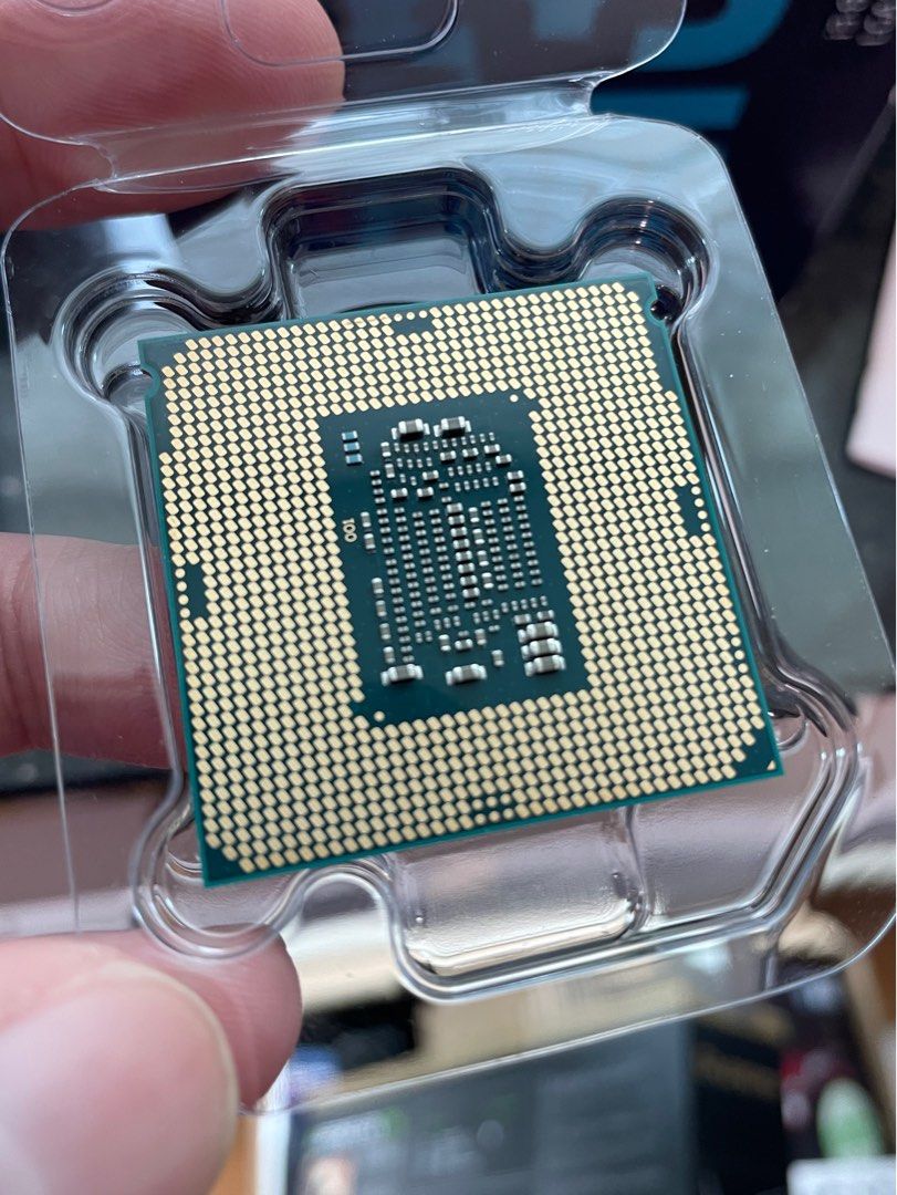 Core i3 8100 CPU, Computers & Tech, Parts & Accessories, Computer Parts ...