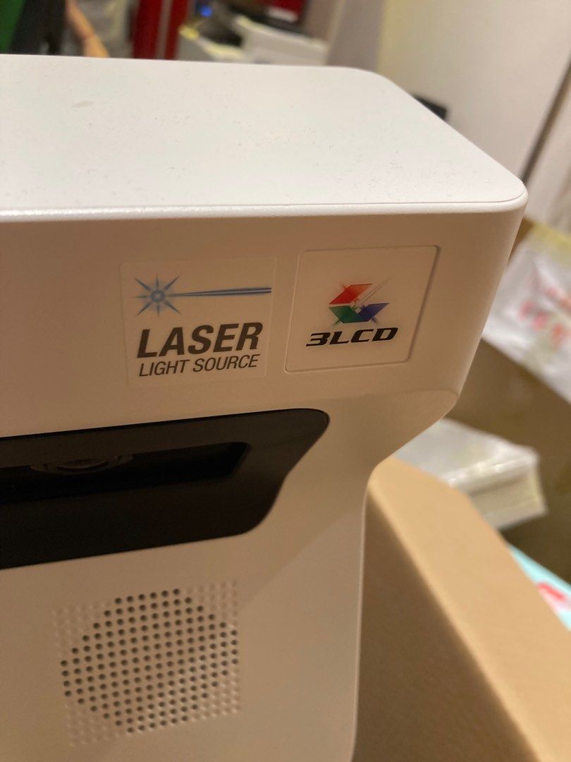 Epson laser light source projector, 家庭電器, 電視 & 其他娛樂, 投影機 - Carousell