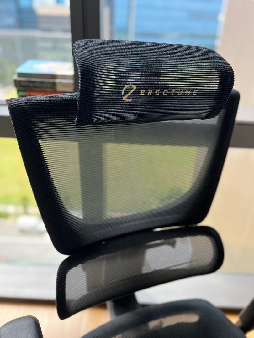 ErgoTune Supreme V3 (Medium), Furniture & Home Living, Furniture ...