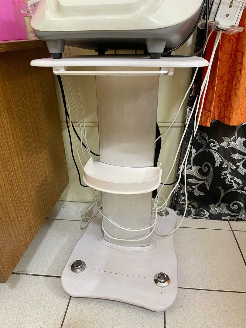 Facial stand/Rf machine stand on Carousell