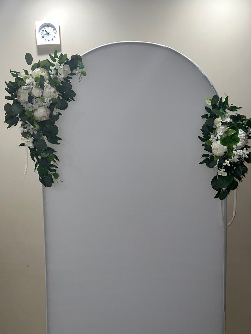 Wedding / Engagement/ Solemnisation Round Floral Arch backdrop / floral ...