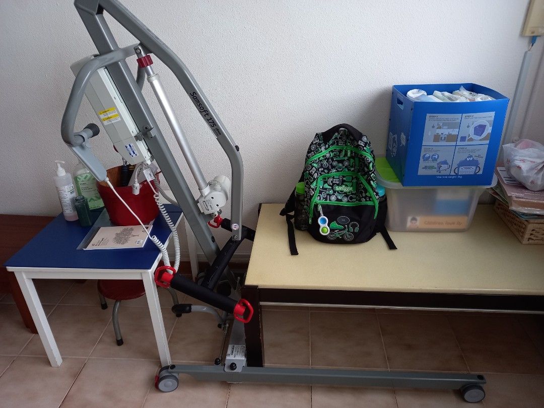 Human hoist, Health & Nutrition, Assistive & Rehabilatory Aids, Other ...