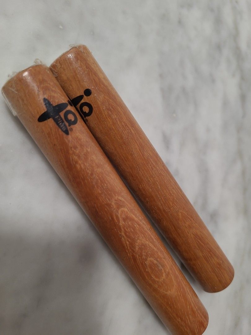 iQ Plus 5 in Claves Redwood Sticks, Hobbies & Toys, Music & Media ...