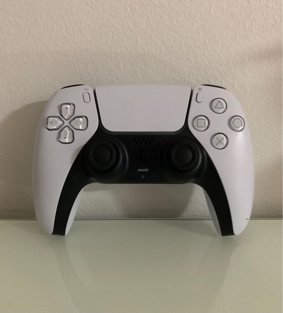 *Clearance* PS5 DualSense Controllers (White), Video Gaming, Gaming ...