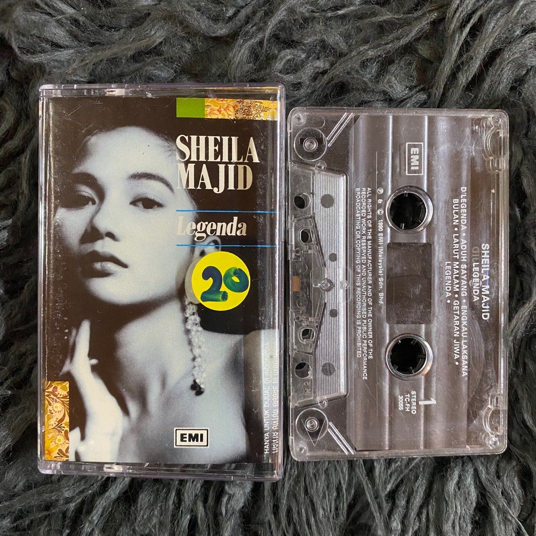 KASET SHEILA MAJID Lagenda, Hobbies & Toys, Music & Media, CDs & DVDs on Carousell