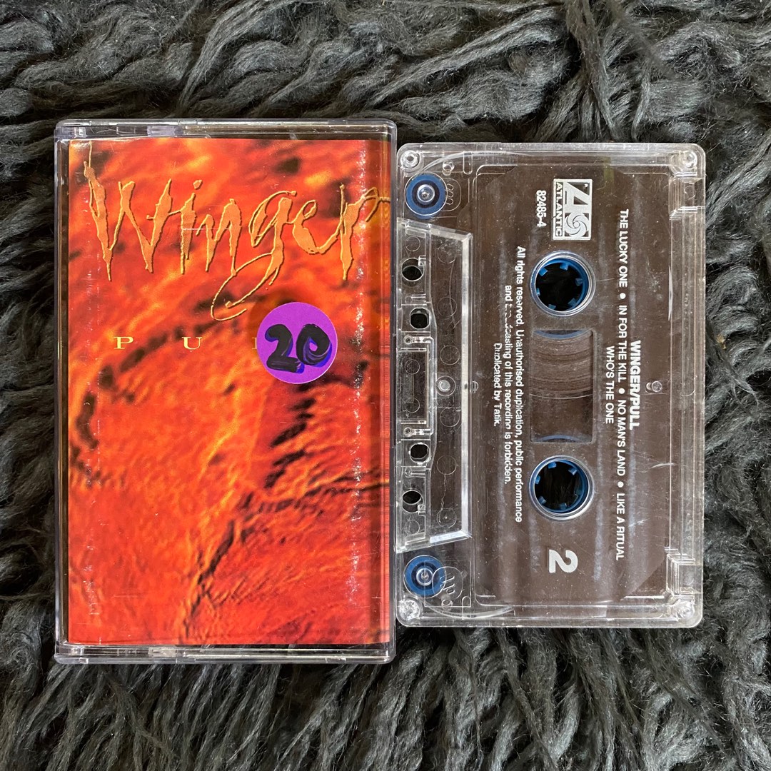 KASET WINGER Pull, Hobbies & Toys, Music & Media, CDs & DVDs on Carousell