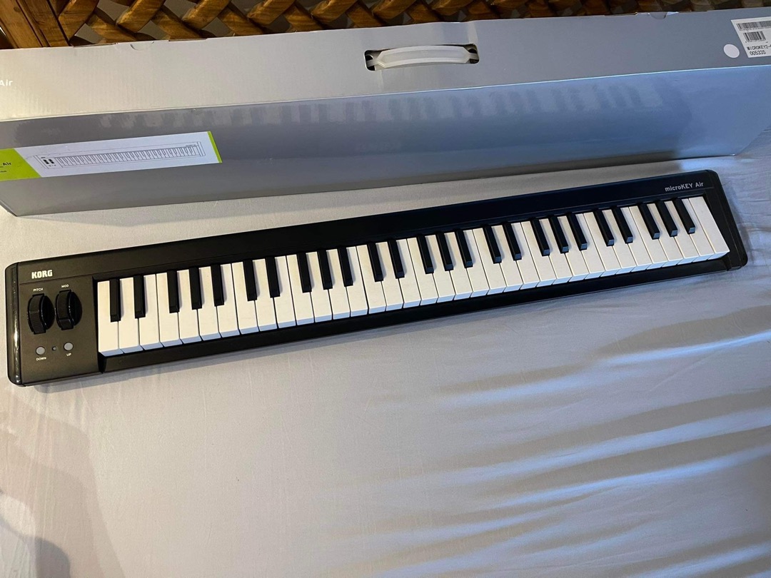 KORG MicroKEY Air (61 keys), Hobbies & Toys, Music & Media, Musical ...