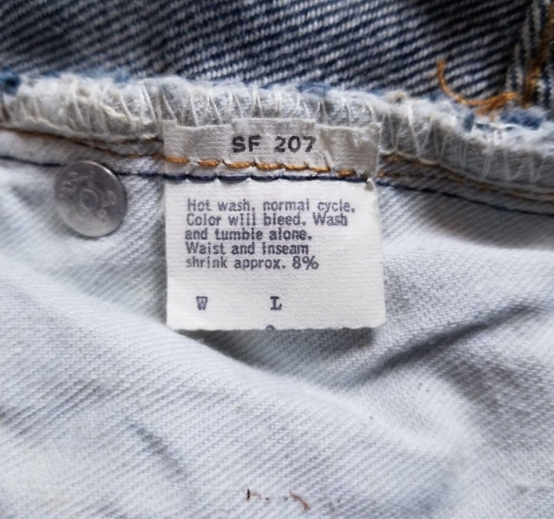 levis super rare 501 big size w76 selvedge button 2, Men's Fashion, Bottoms, Jeans on Carousell