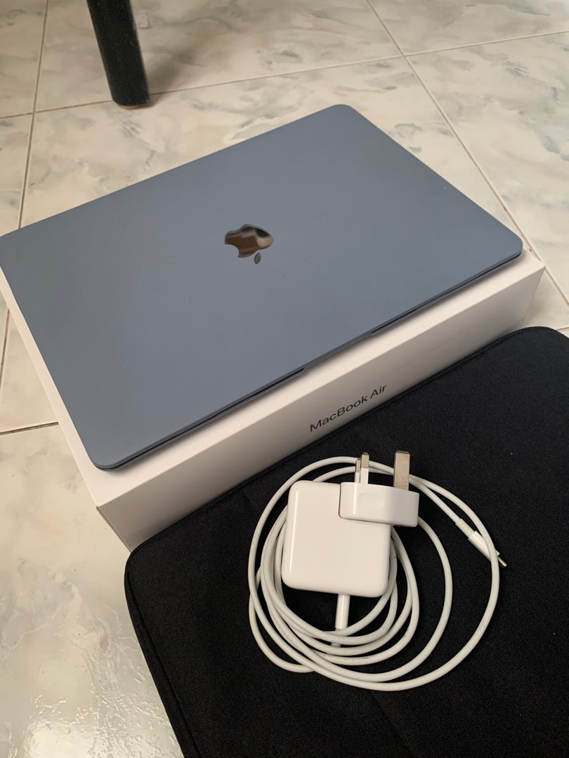 MacBook Air M1 13” (512GB) Sliver, Computers & Tech, Laptops ...