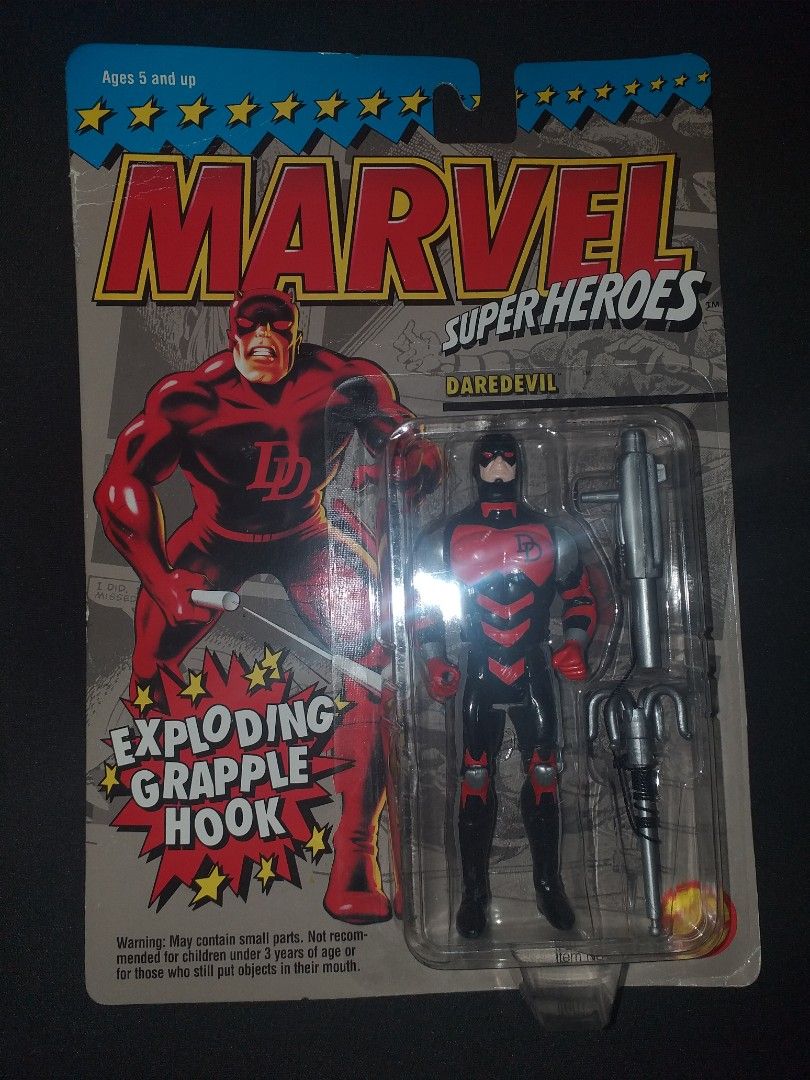 Marvel Super Heroes Daredevil in Armor Action Figure (ToyBiz), Hobbies ...