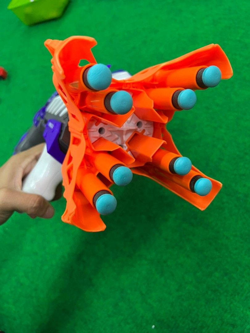 Nerf Alien Menace Ravager Blaster, Hobbies & Toys, Toys & Games on ...