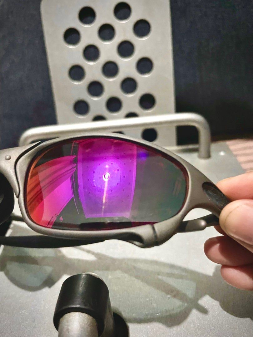 Oakley Juliet Xmetal ruby lens, Men's Fashion, Watches & Accessories, Sunglasses & Eyewear on ...