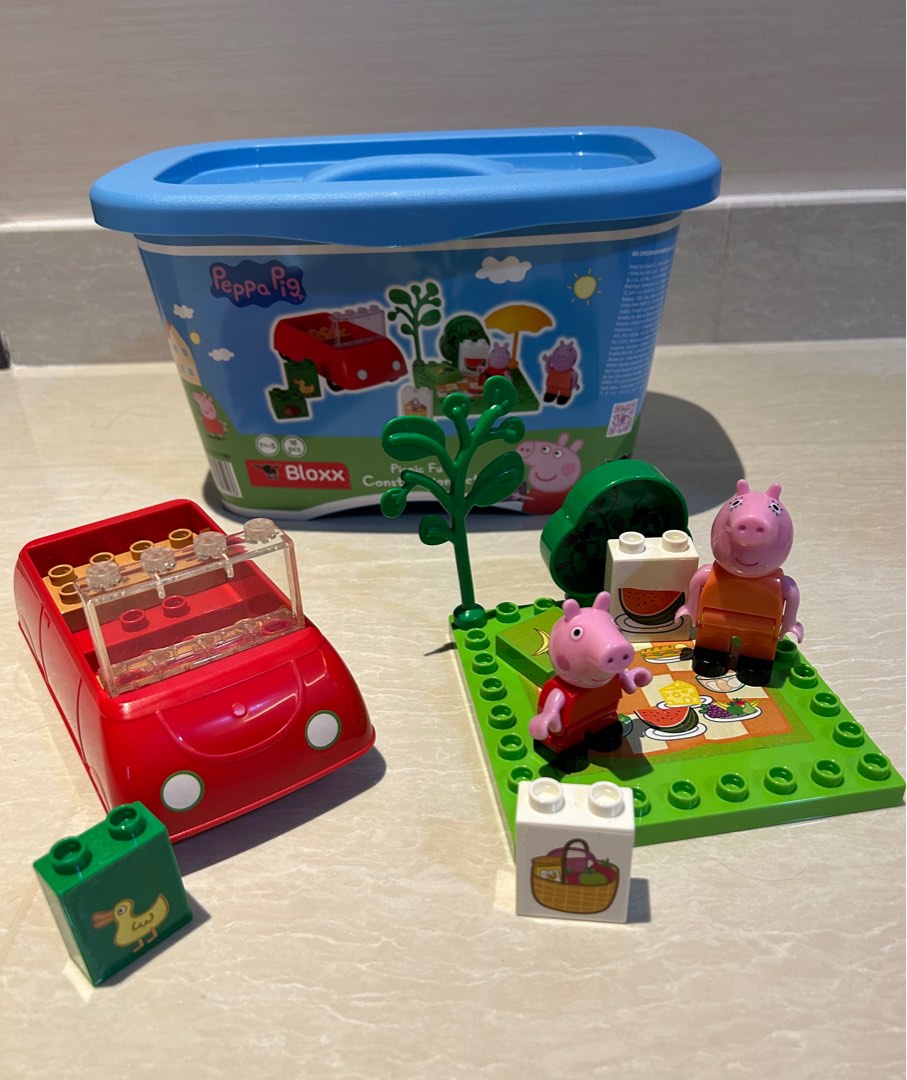 Peppa pig picnic construction block set, Babies & Kids, Infant Playtime ...