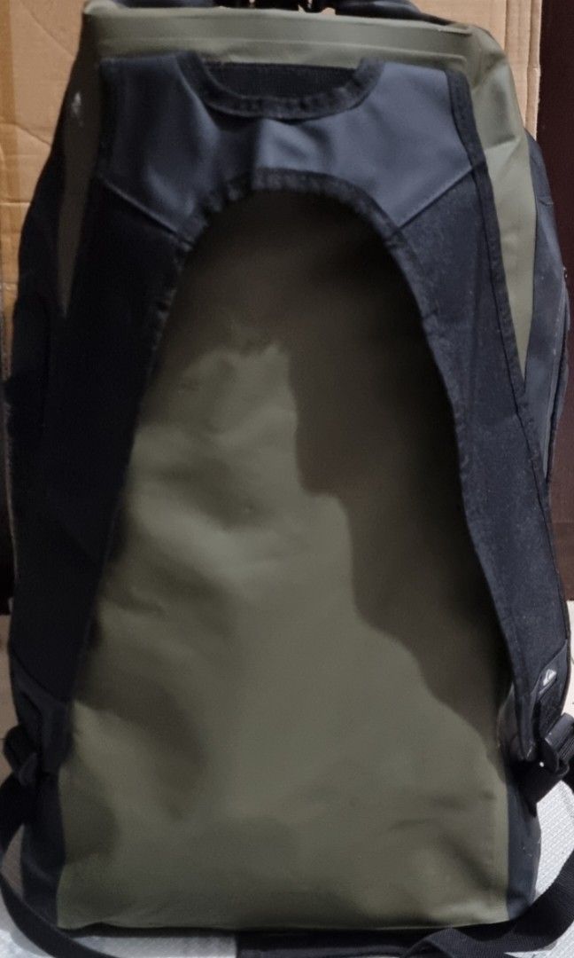 Quicksilver Sea Stach waterproof backpack, Men's Fashion, Bags ...