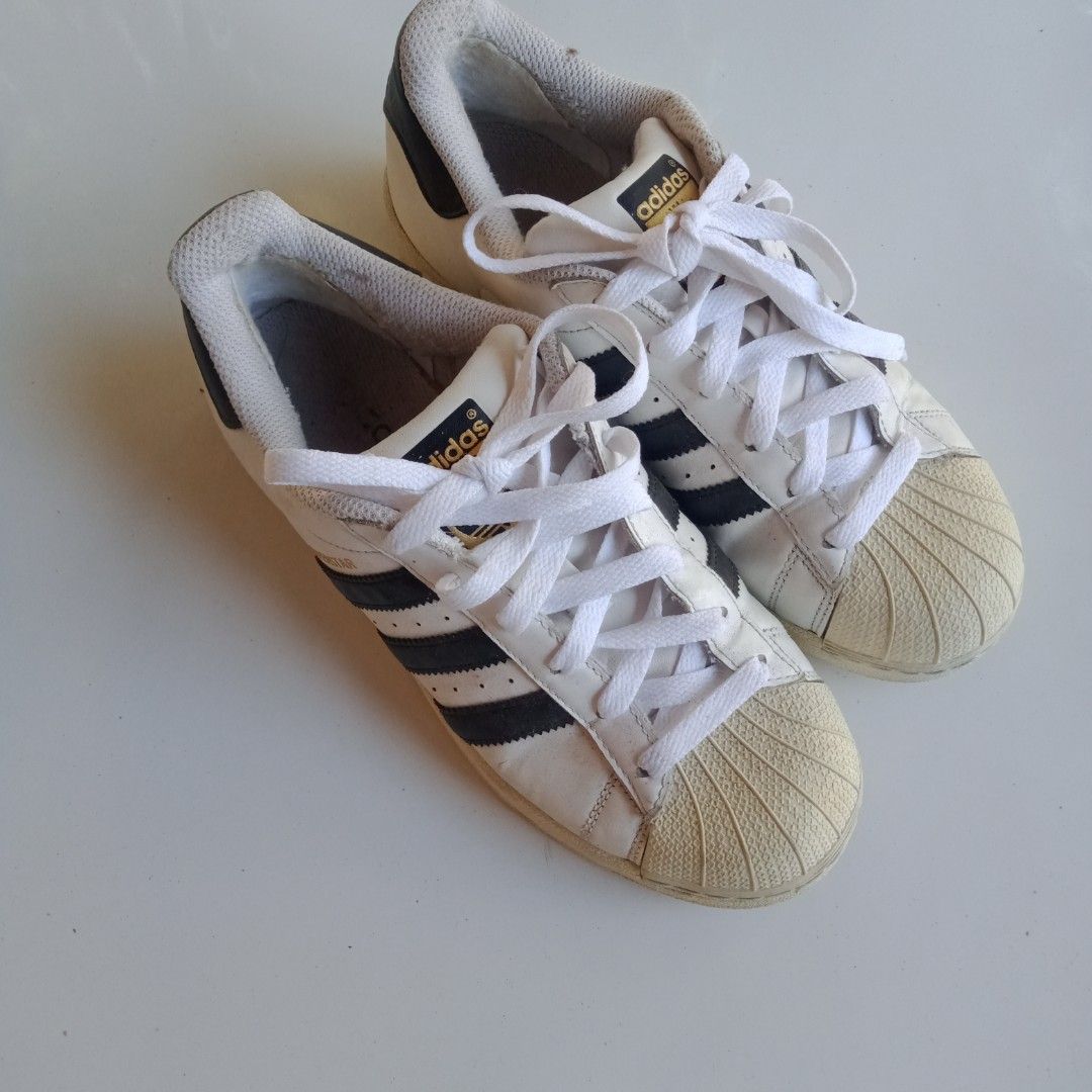Sepatu second Adidas Superstar, Fesyen Wanita, Sepatu di Carousell
