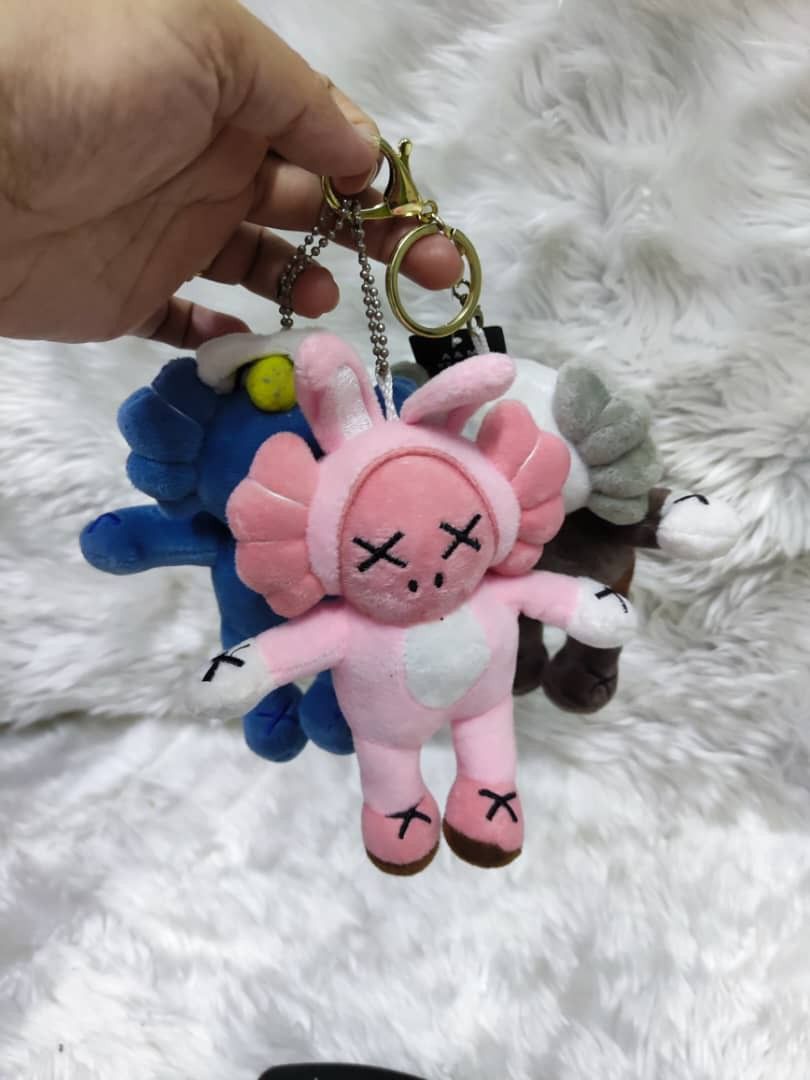 Sesame Street X Kaws Keychain, Hobbies & Toys, Toys & Games on Carousell