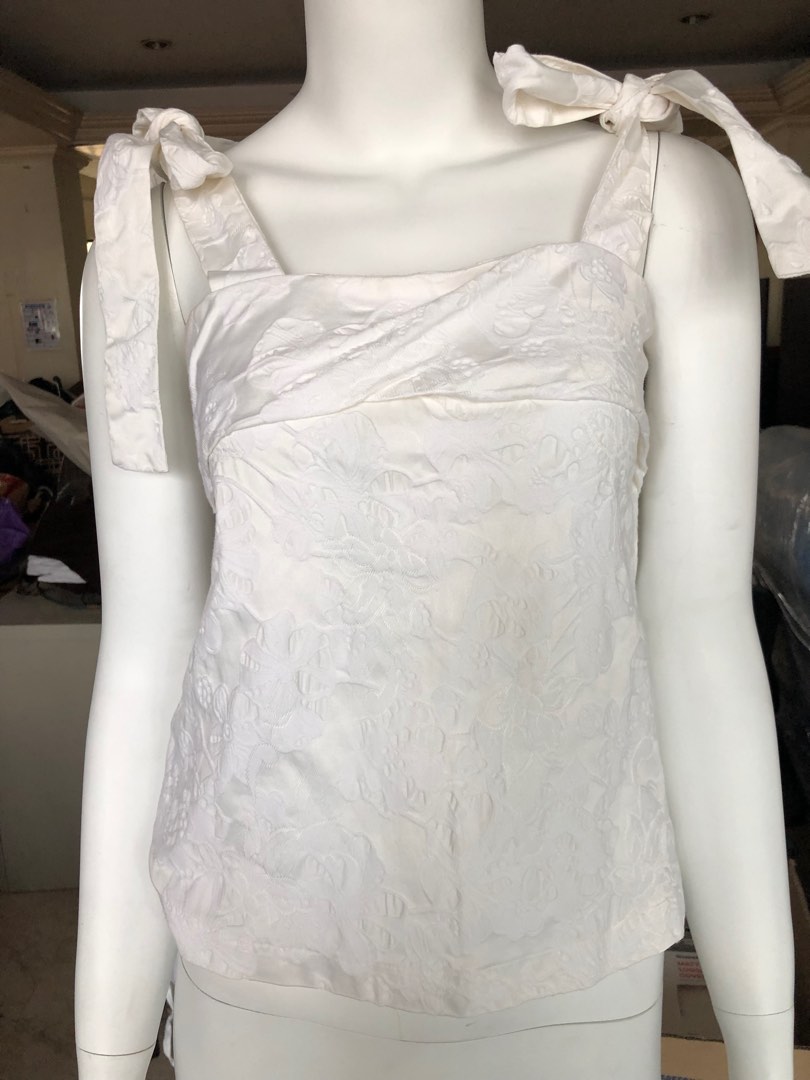 SHOULDER RIBBON, Women's Fashion, Tops, Sleeveless on Carousell