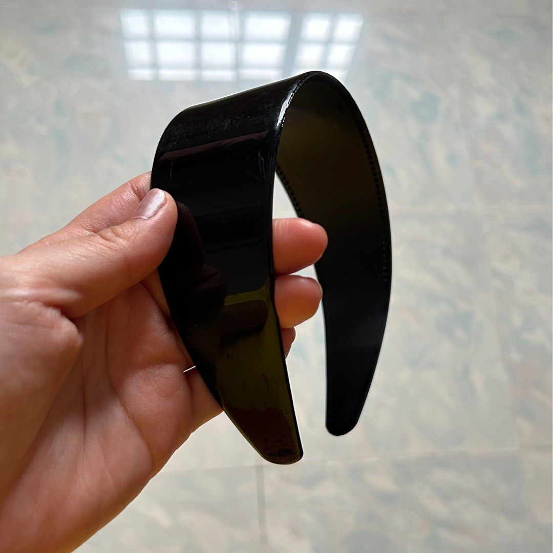 Thick Black Plastic Hairband, Women's Fashion, Watches & Accessories ...