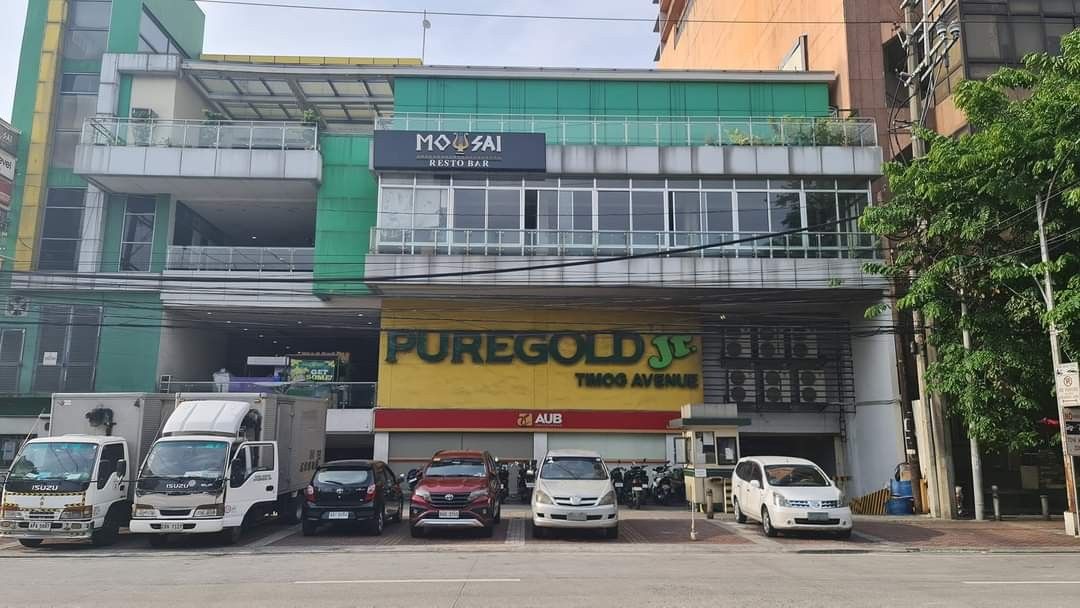Timog Avenue QC Commercial Space on Carousell
