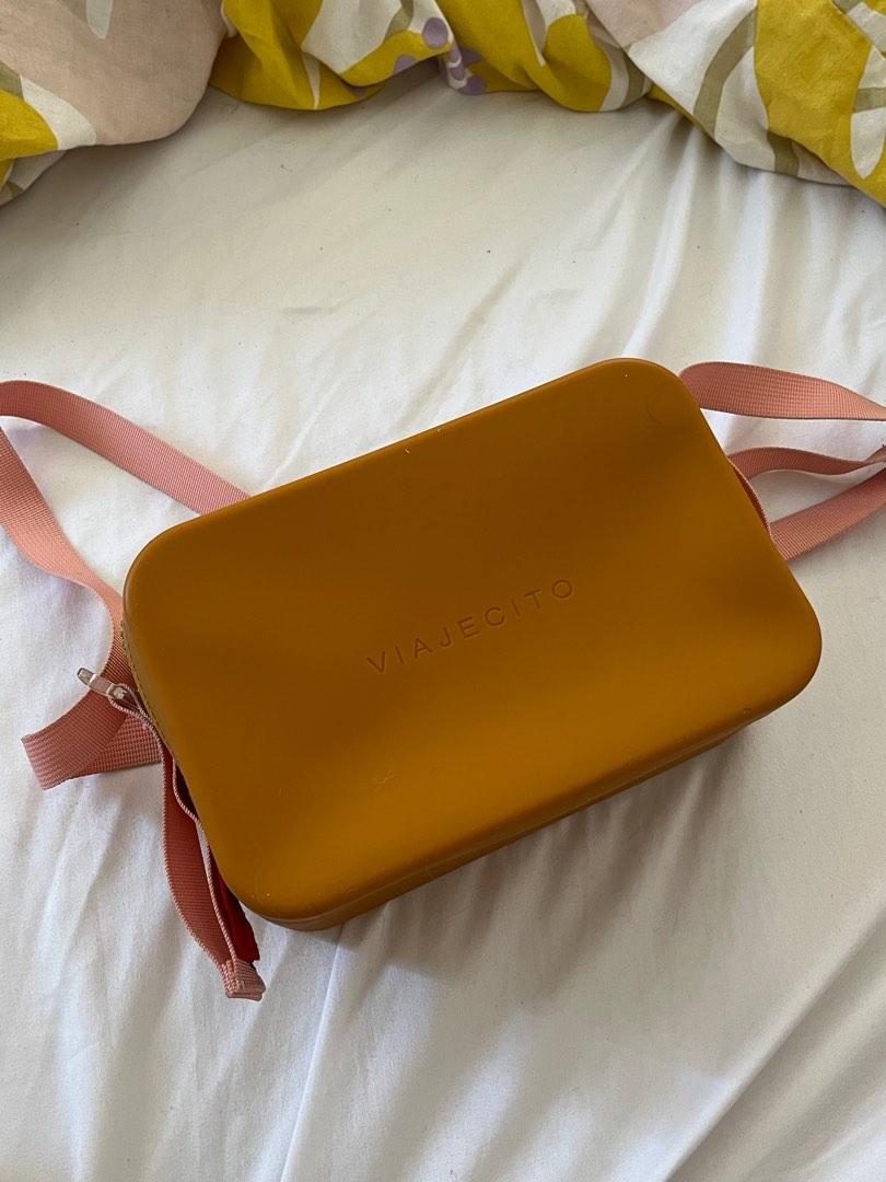 Viajecito Classic SplashKit Autum Leaf, Women's Fashion, Bags & Wallets ...