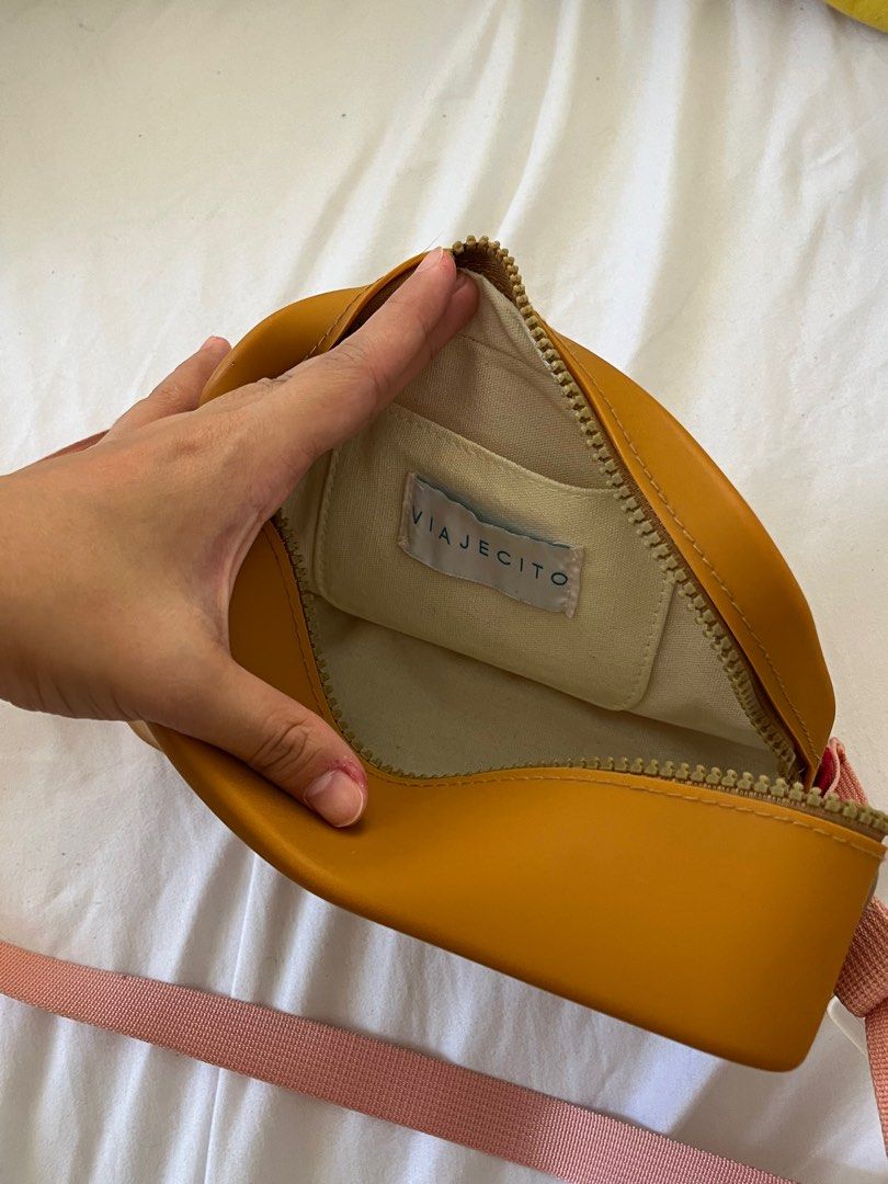 Viajecito Classic SplashKit Autum Leaf, Women's Fashion, Bags & Wallets ...