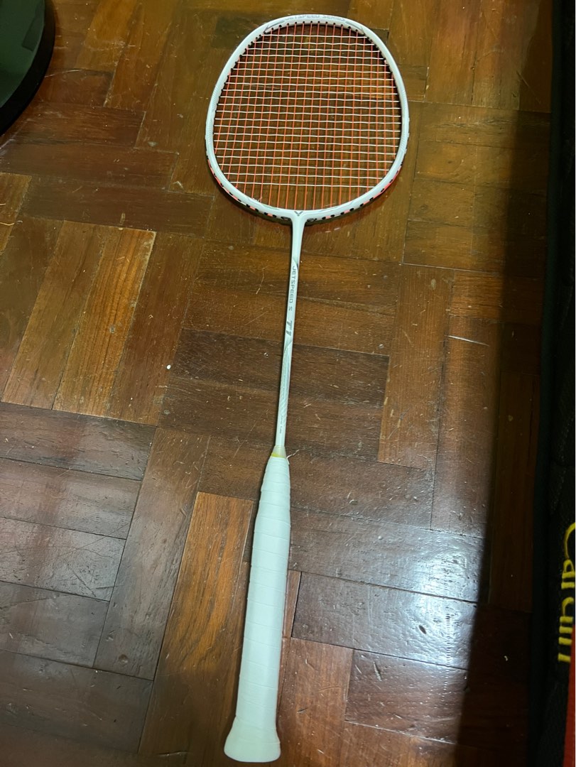 victor jepspeeds tj, Sports Equipment, Sports & Games, Racket & Ball Sports on Carousell