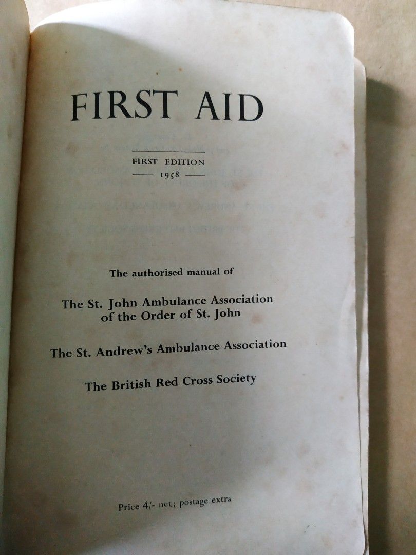 Vintage First Aid Book St John Ambulance Manual 1958, Hobbies & Toys ...