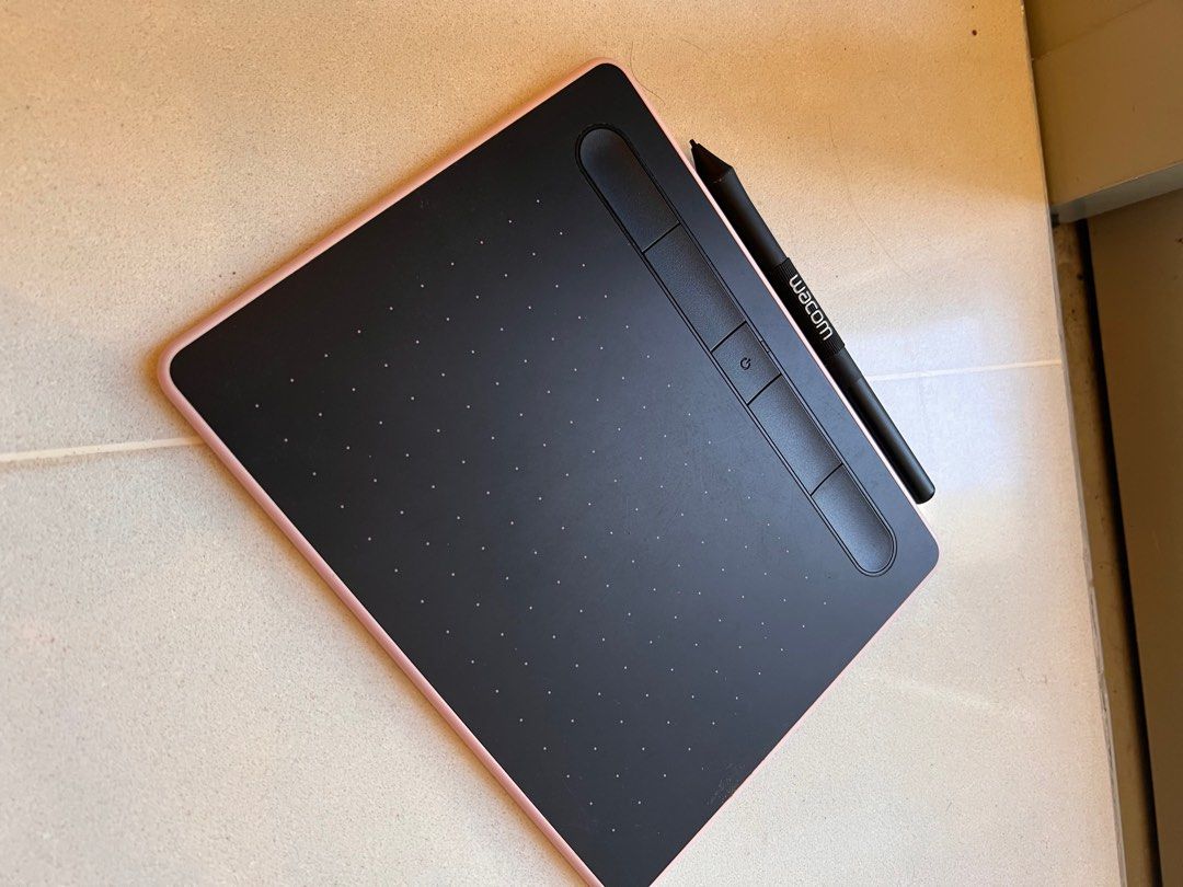 Wacom Intuos Small Drawing Tablet in Pink, Computers & Tech, Parts ...
