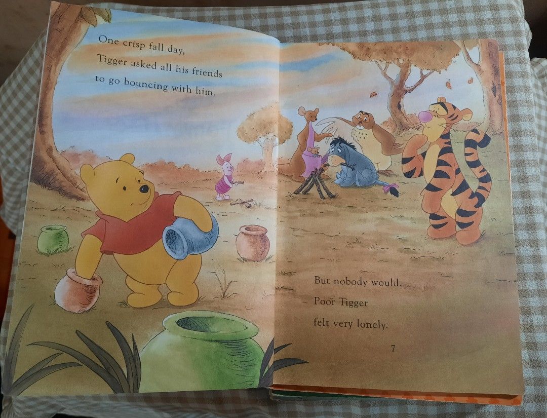 All 6 Winnie the Pooh First Reader Books on Carousell