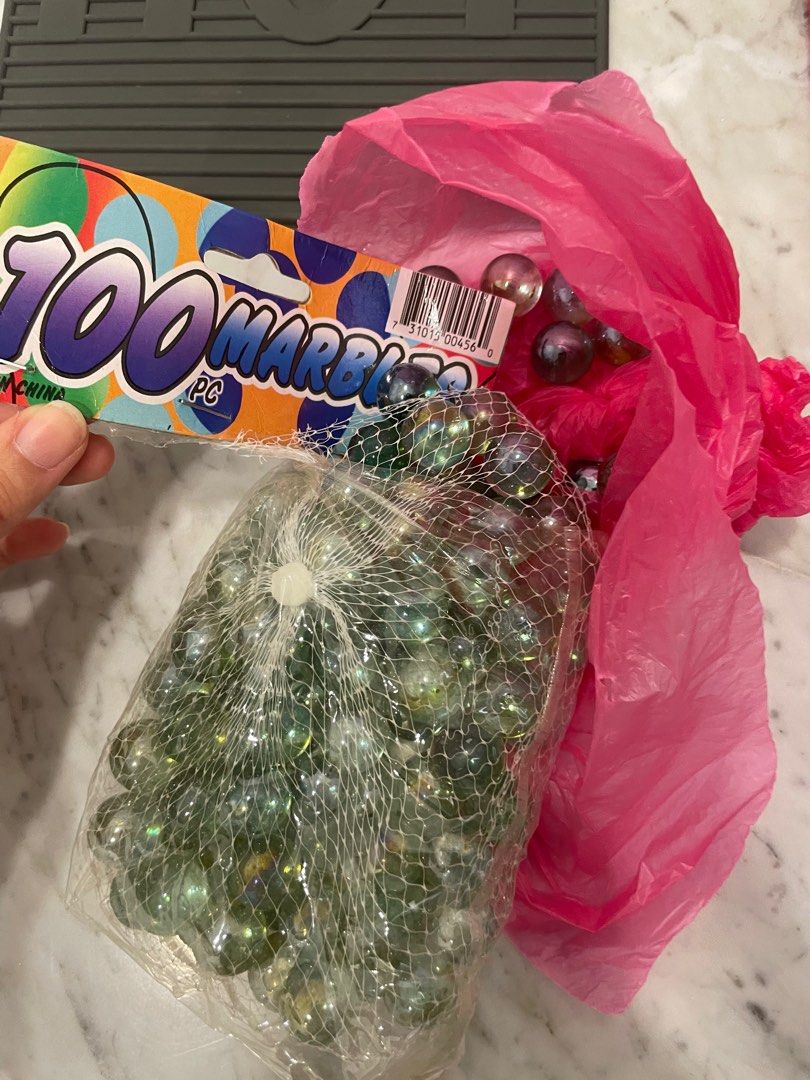100 marbles, Hobbies & Toys, Toys & Games on Carousell