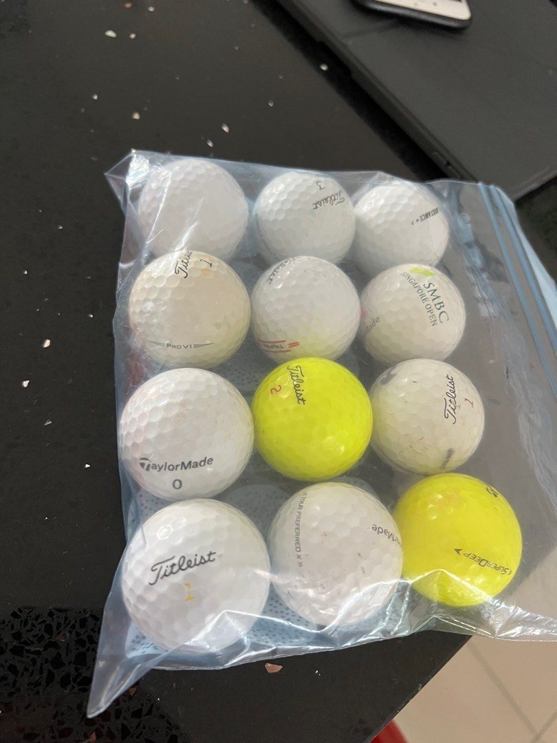 12 taylormade titleist golf ball mix, Sports Equipment, Sports & Games ...