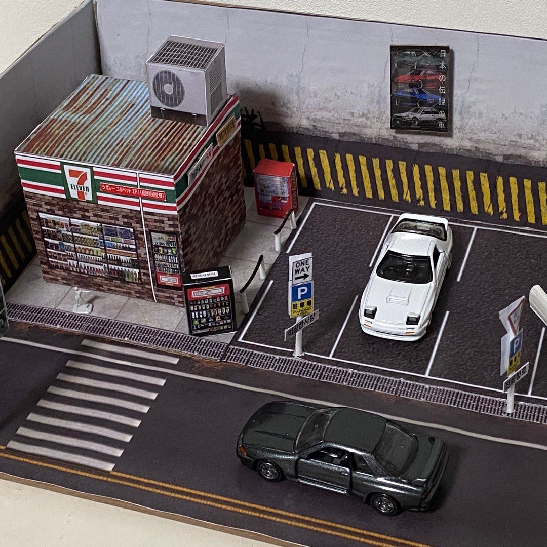 1/64 Tomica Diorama on Carousell