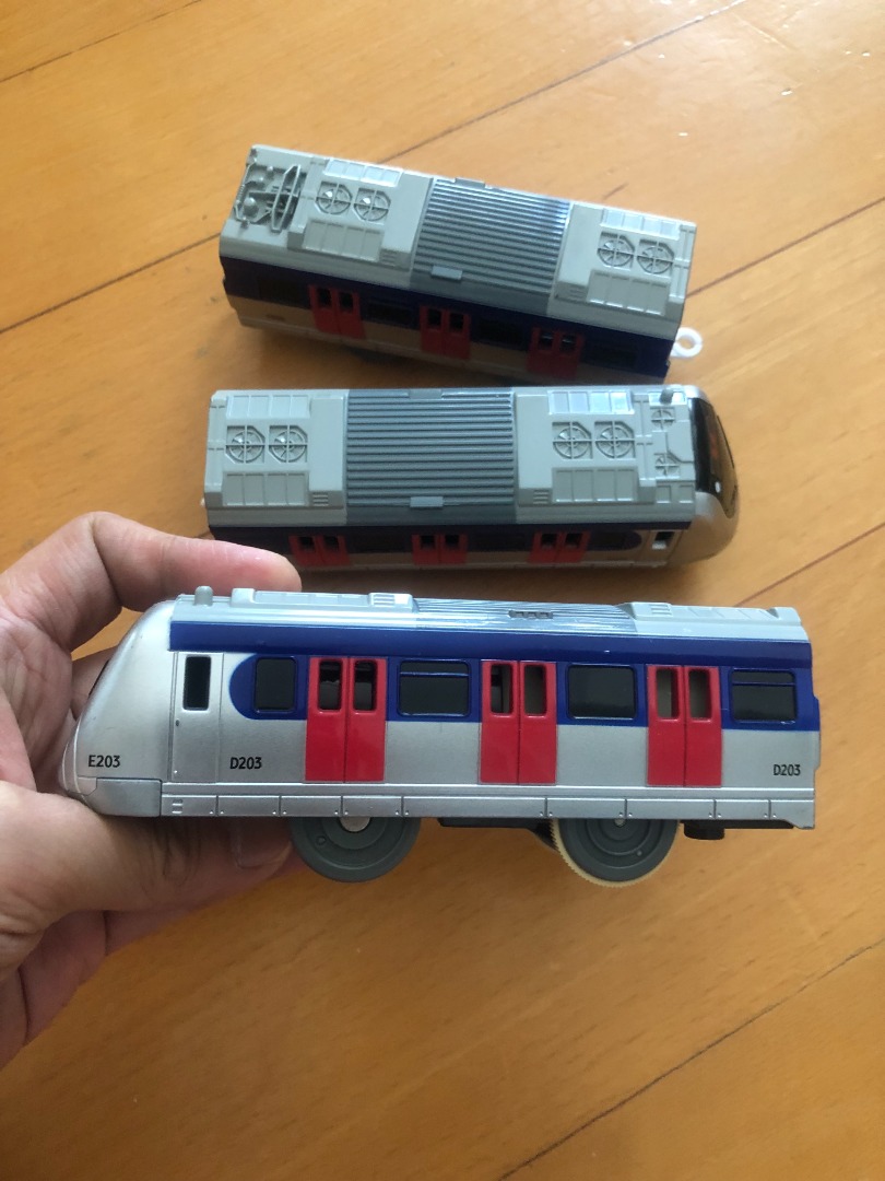 東鐵線 羅湖 Takara Tomy Plarail 香港 MTR 港鐵 地鐵 2002 TOMICA Train 火車, 興趣及遊戲, 玩具 & 遊戲類 - Carousell