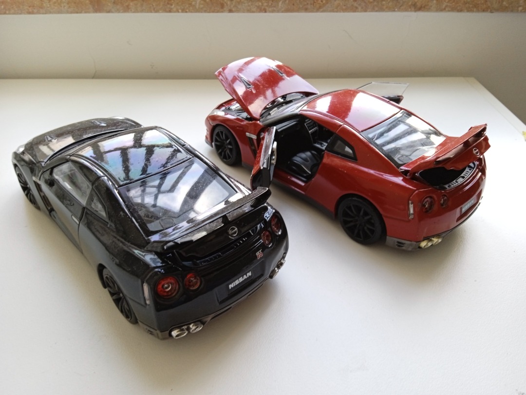 日產 GTR 金屬車, 興趣及遊戲, 玩具 & 遊戲類 - Carousell