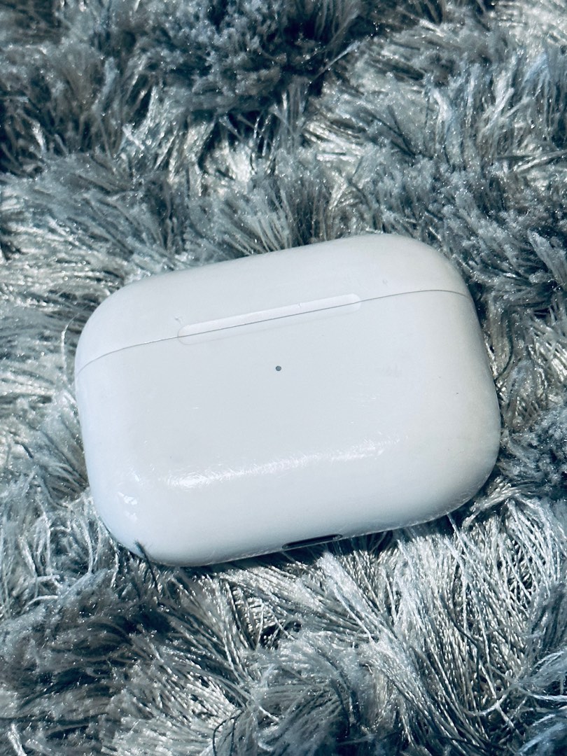 AirPods Pro Gen 1 with Case, Audio, Earphones on Carousell
