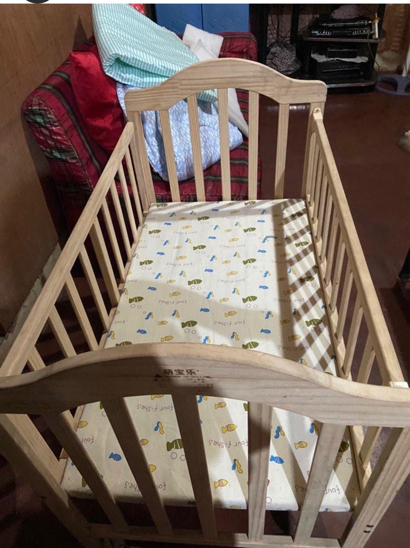 Baby Crib/Kuna, Babies & Kids, Baby Nursery & Kids Furniture, Cots ...