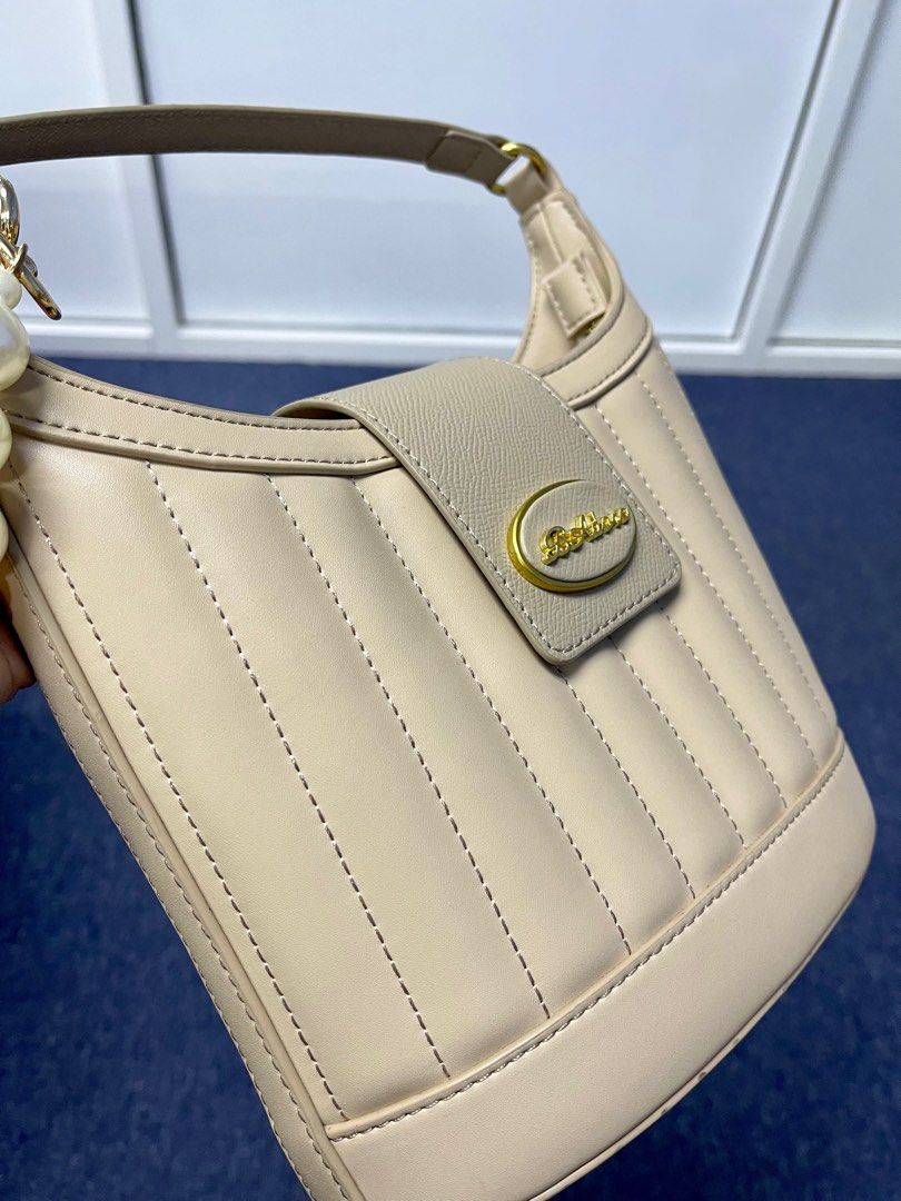 Badore Elone Collection Nude woman shoulder bag, Women's Fashion, Bags ...