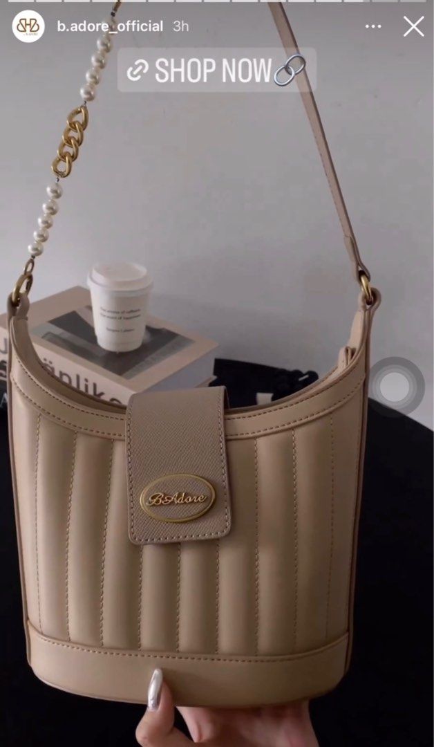 Badore Elone Collection Nude woman shoulder bag, Women's Fashion, Bags ...