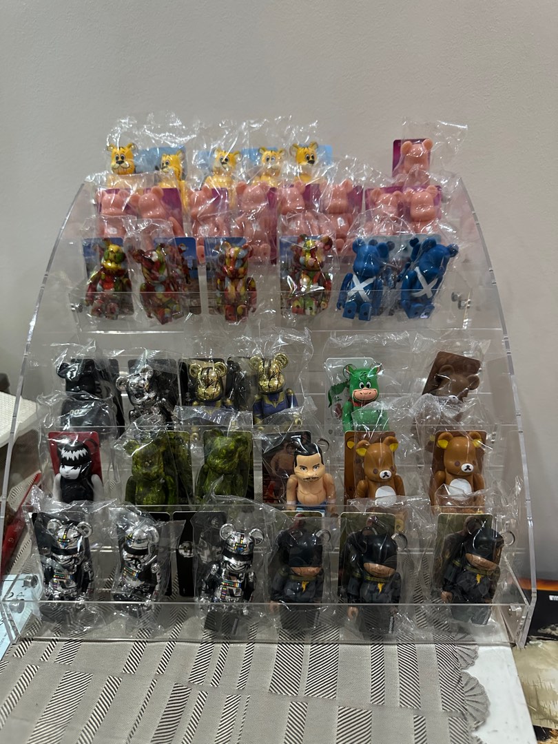 Bearbrick 100%, Hobbies & Toys, Memorabilia & Collectibles, Vintage ...