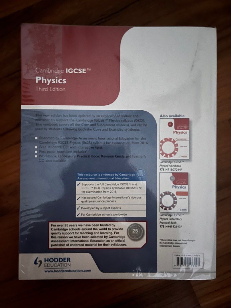 Cambridge IGCSE Physics Third Edition, Hobbies & Toys, Books & Magazines, Textbooks on Carousell