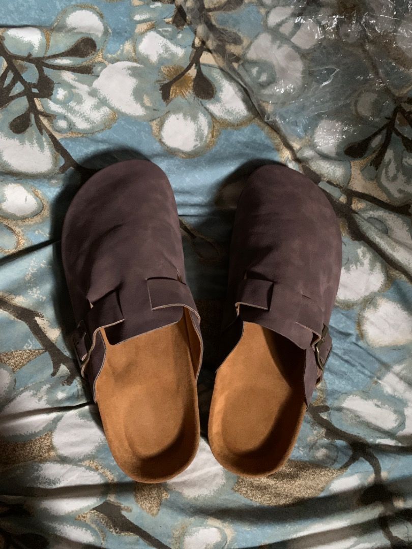 Clogs For mens, Men's Fashion, Footwear, Slippers & Slides on Carousell