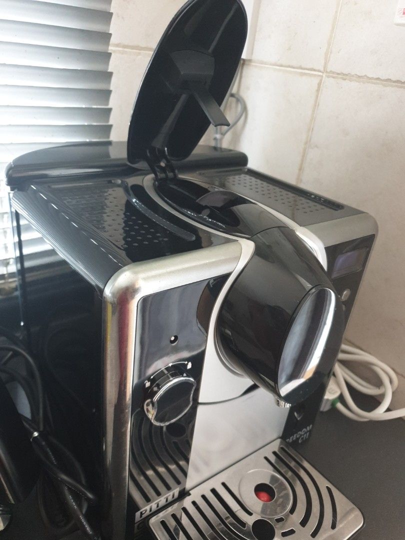 Coffee Machine Pitti Caffe Espresso machine C11, Furniture & Home ...