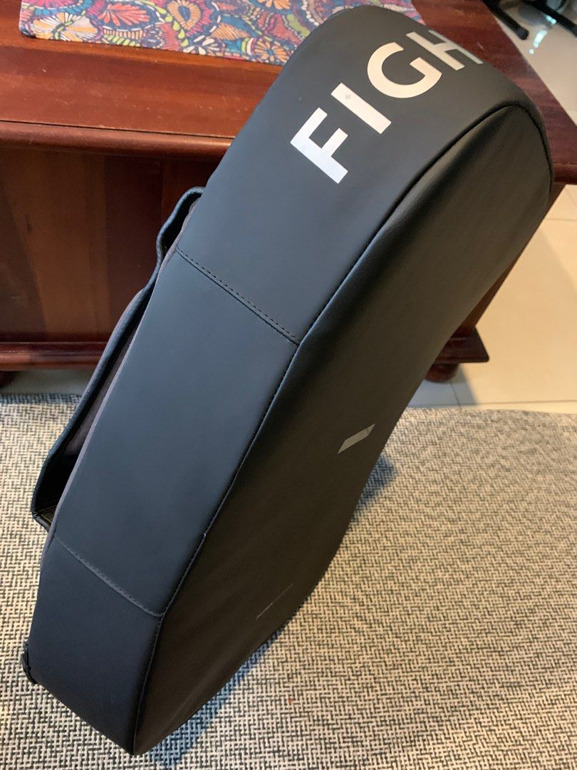 Decathlon Curved Boxing Shield (Kick pad / punch pad), Sports Equipment ...