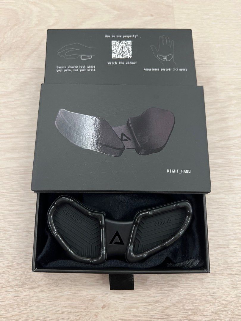 Delta Hub Carpio 2.0 Ergonomic Wrist Rest in Black (Right hand, Large ...